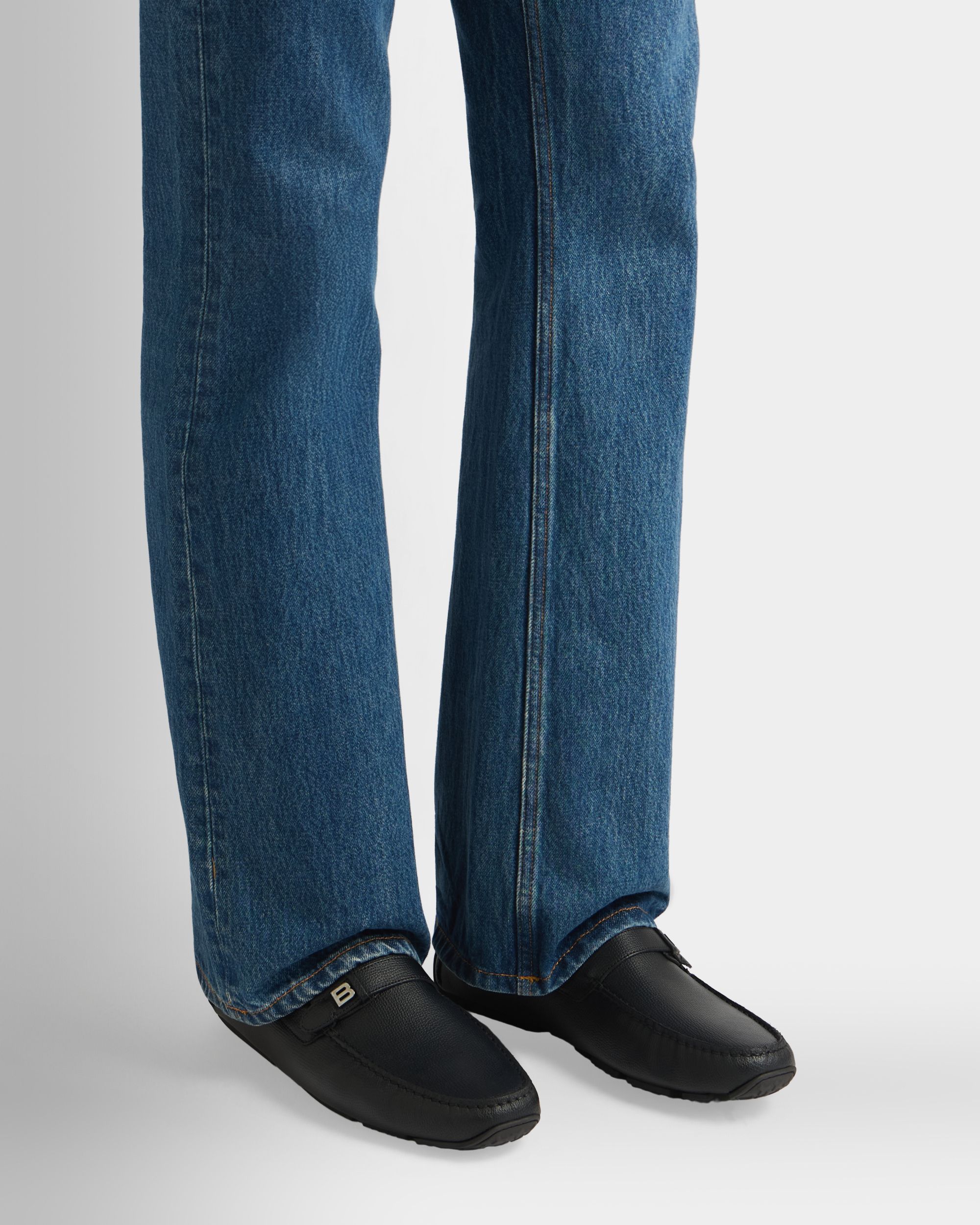 Men's Black Pilot Driver in Black Grained Leather | Bally Global