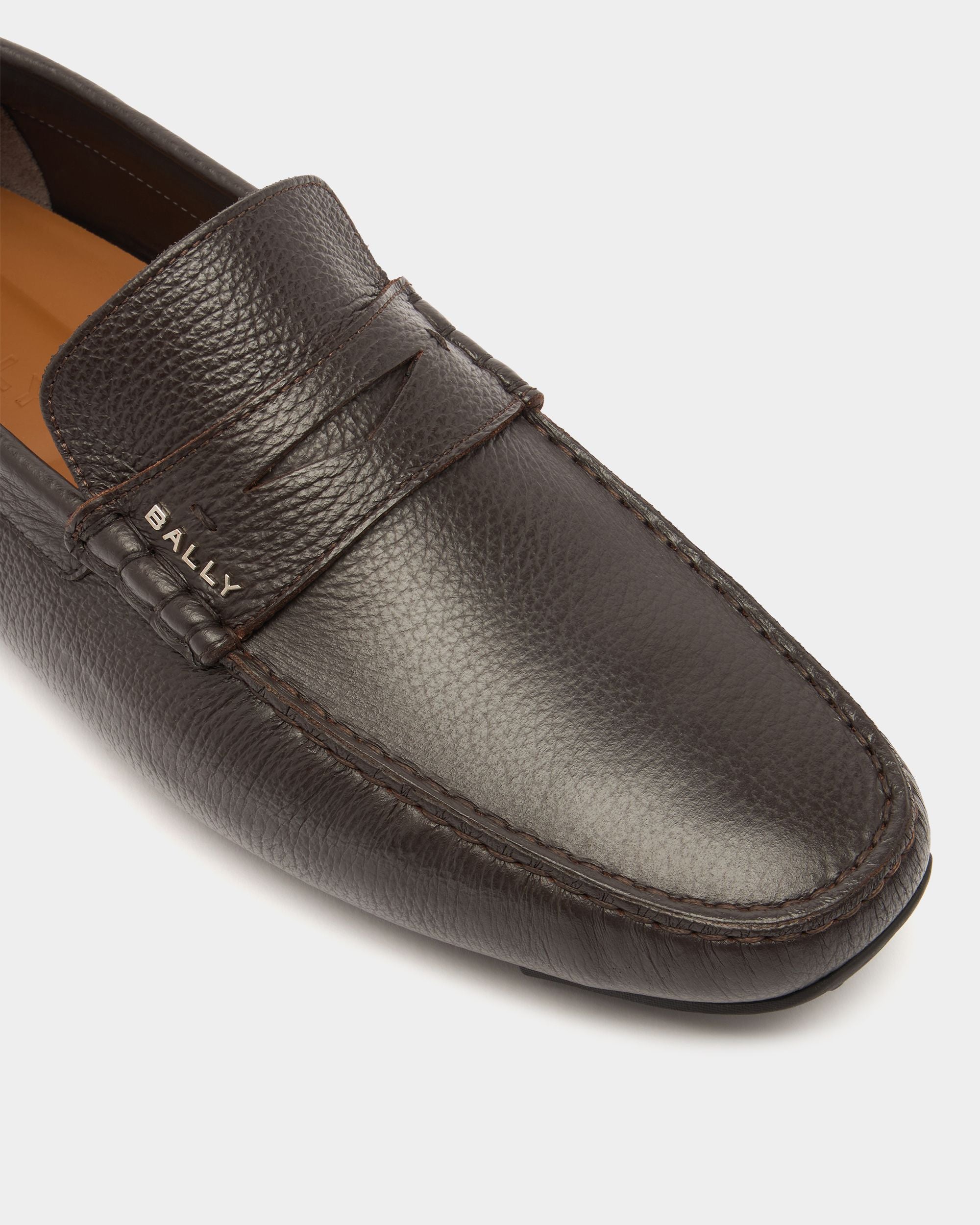 Men's Brown Pilot Driver in Brown Grained Leather | Bally Global