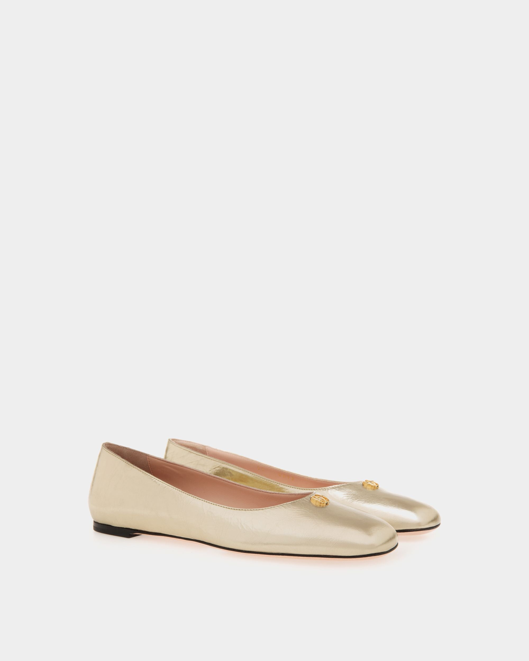 Women's Gold Ballyrina Flat in Gold Metallic Leather | Bally Global