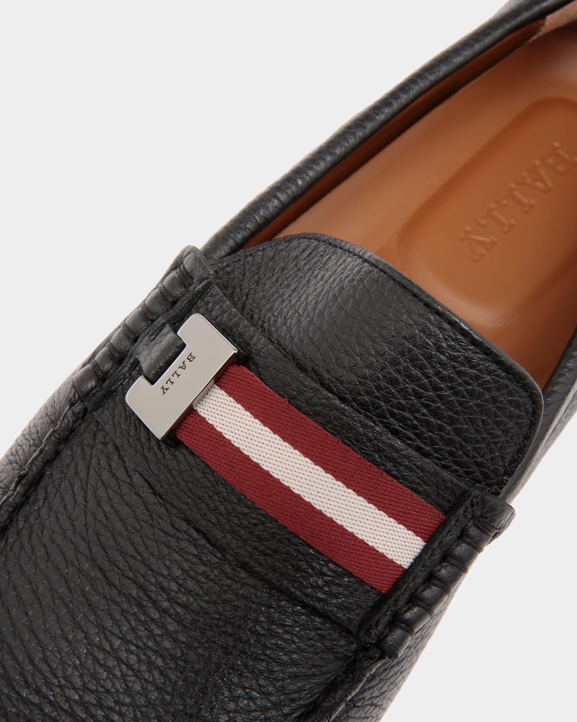 Pilot Drivers In Black Leather 男性 | Bally